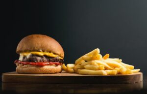 Exploring the Benefits and Drawbacks of Fast Food | Pros vs Cons